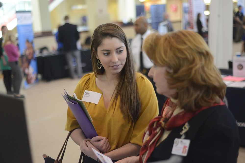 Career Expo Connects Students with Top Employers | High Point University