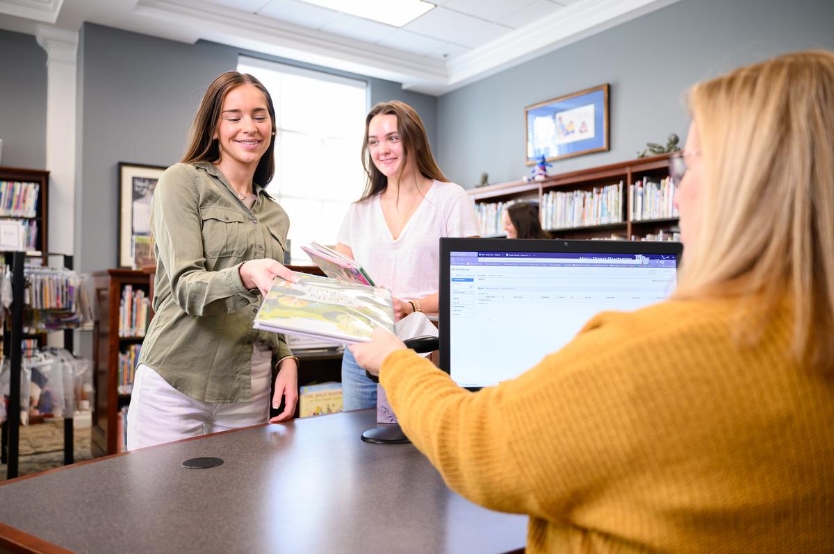 School of Education Resource Center | Library | High Point University