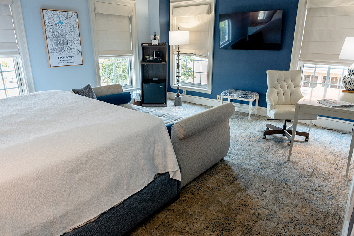 HPU Students Collaborate to Redesign Guest Room at Historic Hotel ...
