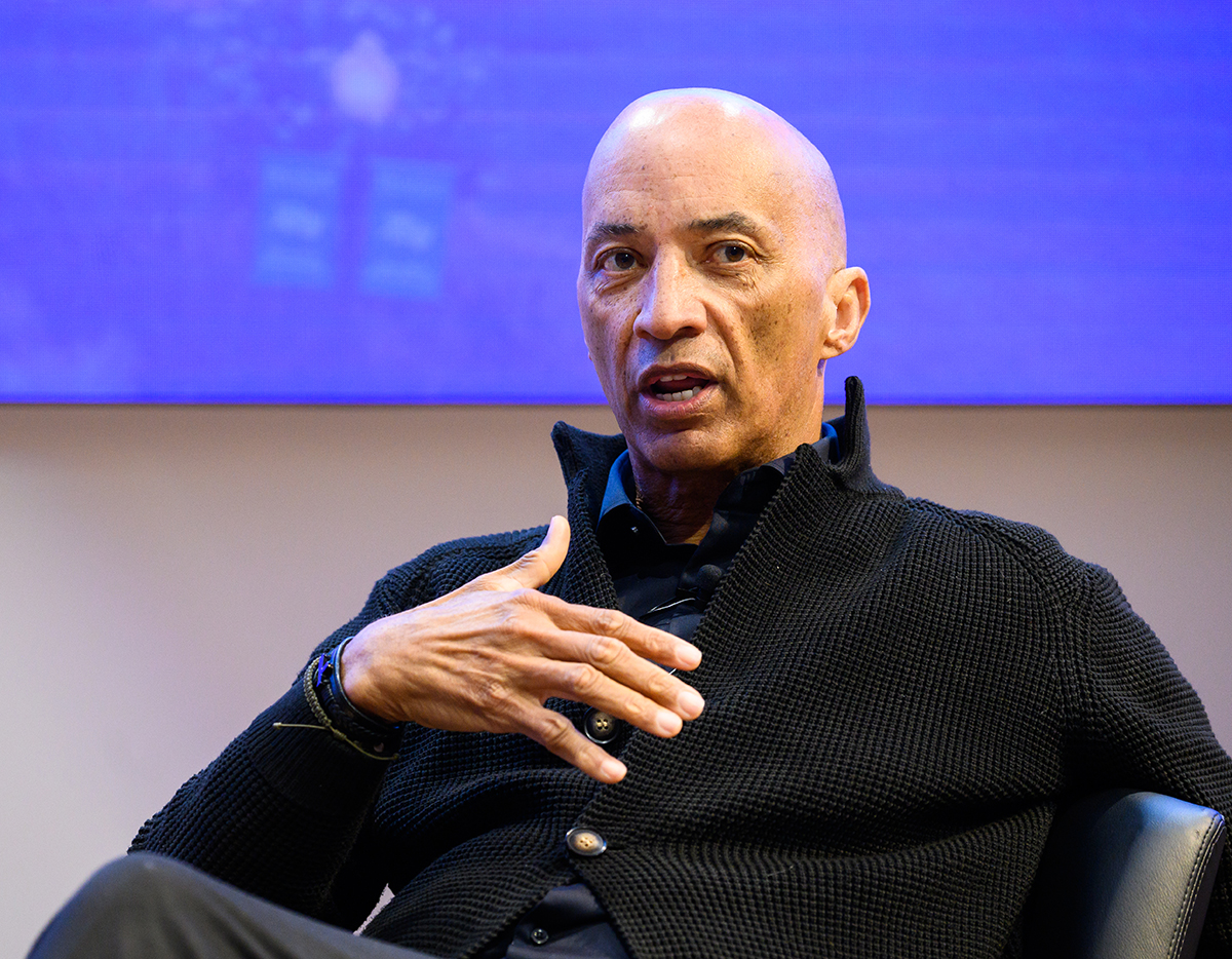 ABC News’ Nightline Co|Anchor Byron Pitts Mentors Students as HPU ...