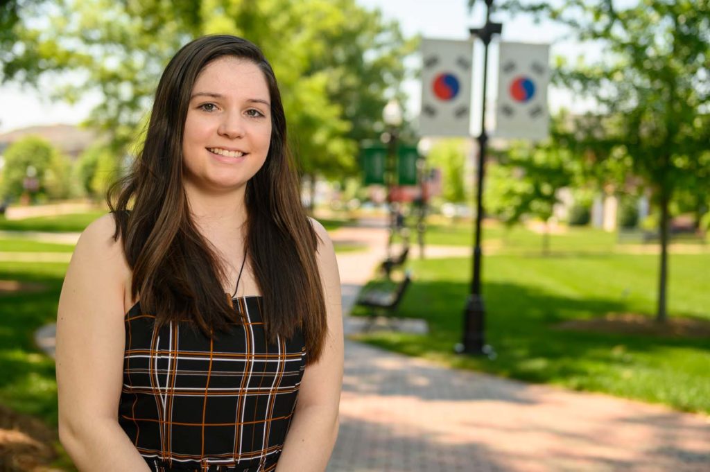 Two HPU Seniors Receive Fulbright Awards | High Point University