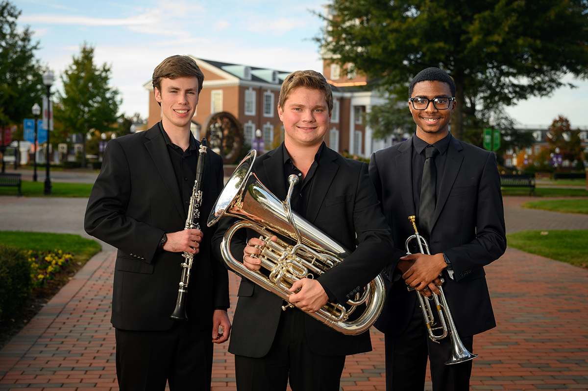 Awards and Honors: October 2023 | High Point University