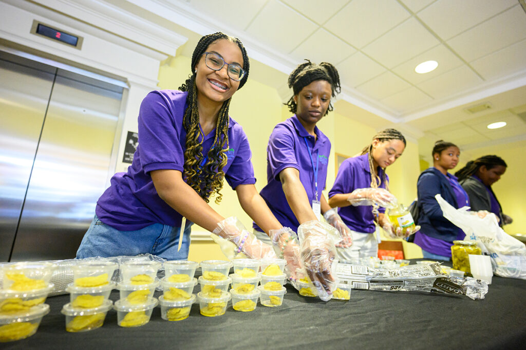 HPU Hosts High School Students at Annual Youth Leadership Academy | High Point University