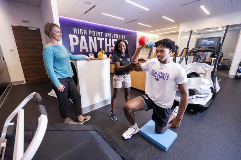 HPU’s Graduate Athletic Training Program Earns 100% Pass Rate | High ...