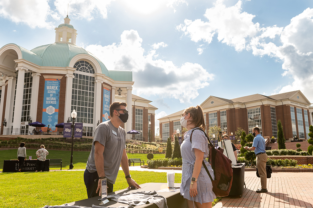 HPU Students Connect with Global Leaders During Communication and Life ...