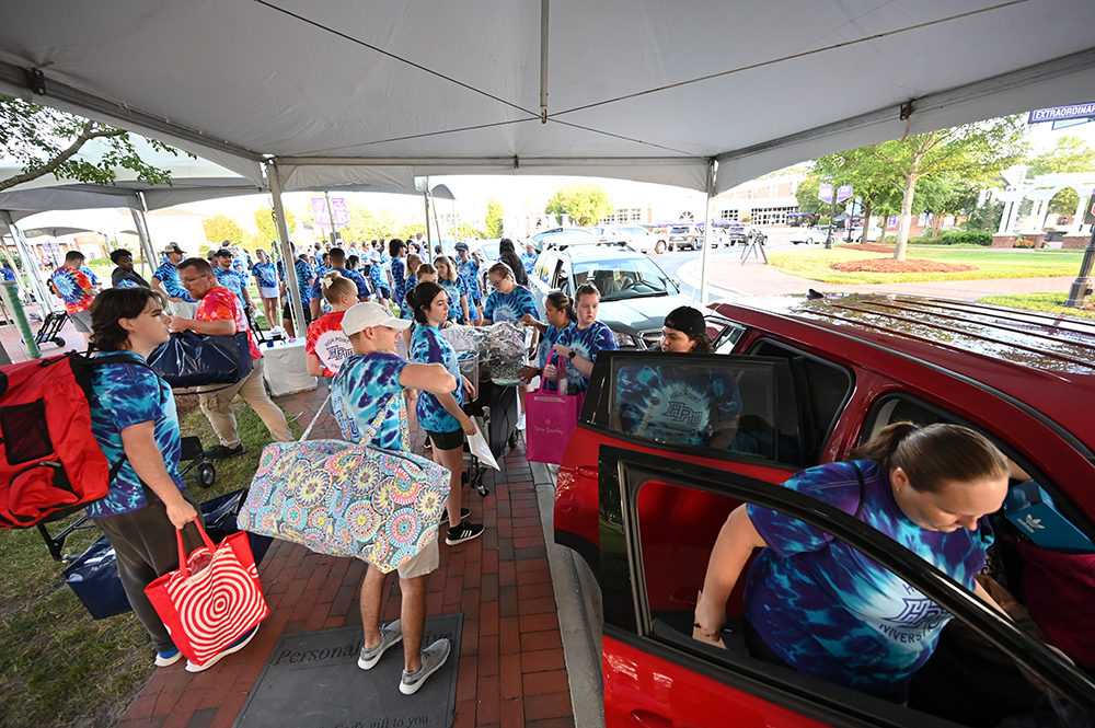 HPU Welcomes Historic Number of New Students this Move|In Weekend ...