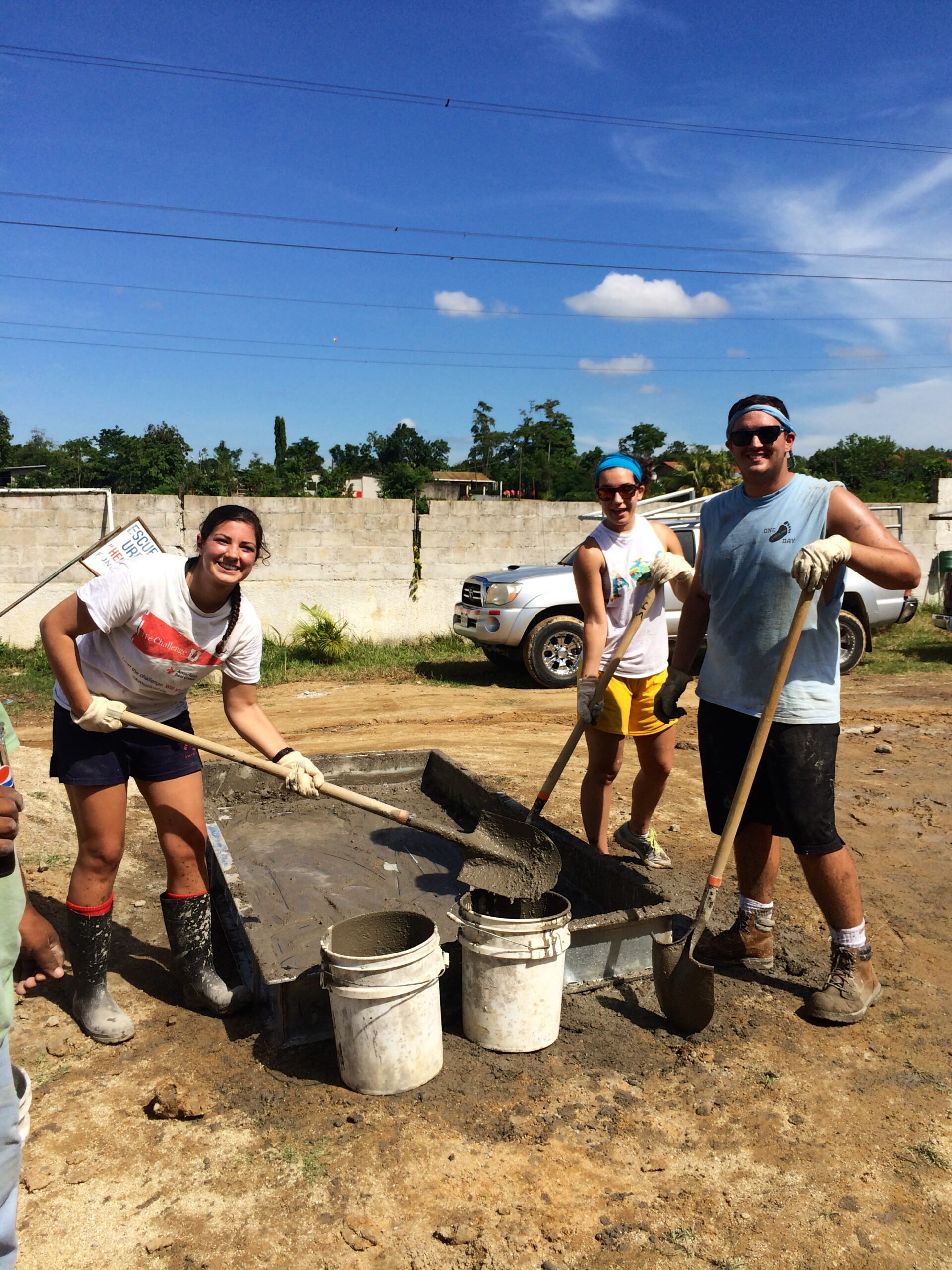 Sun, Sand and Service: An Alternative Fall Break | High Point University