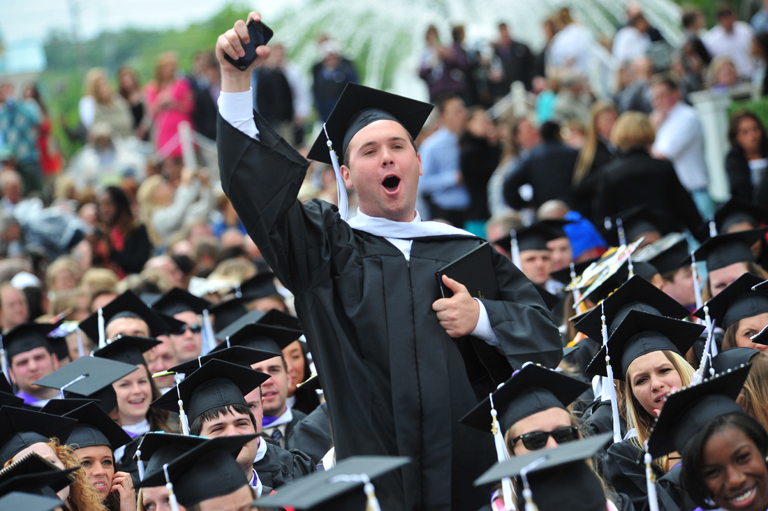 Apple Co|Founder Steve Wozniak Addresses HPU's Largest Graduating Class ...