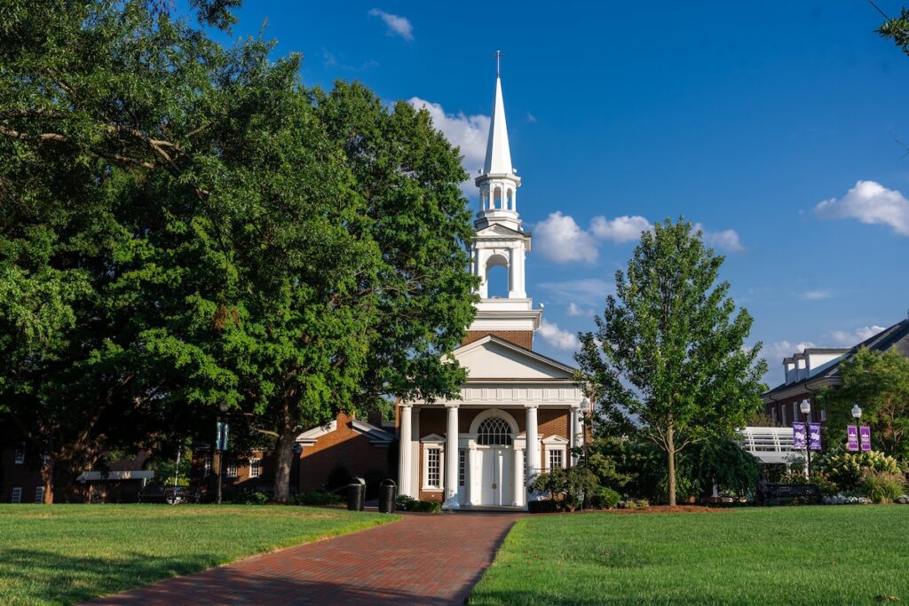 Charles E. Hayworth Memorial Chapel | Religious Life | High Point ...